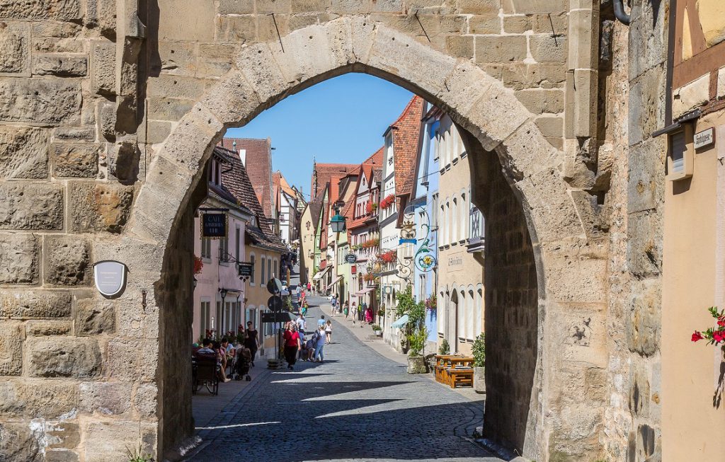The Top 5 Most Charming Historic Small Towns in Germany | SIXT rent a ...