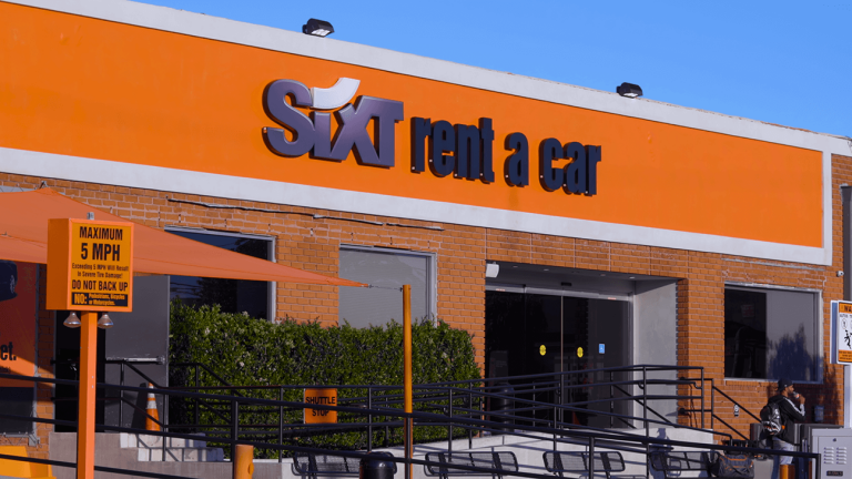 Budget L.A. Adventure | Don't Break the Bank With SIXT rent a car