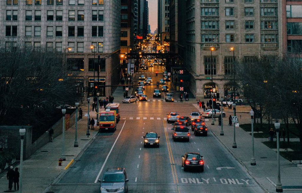 Driving in Illinois: Driving Tips and Road Rules