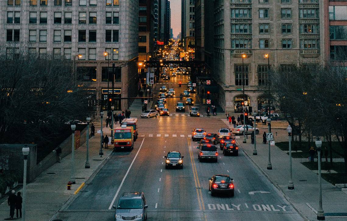 Driving in Illinois: Driving Tips and Road Rules