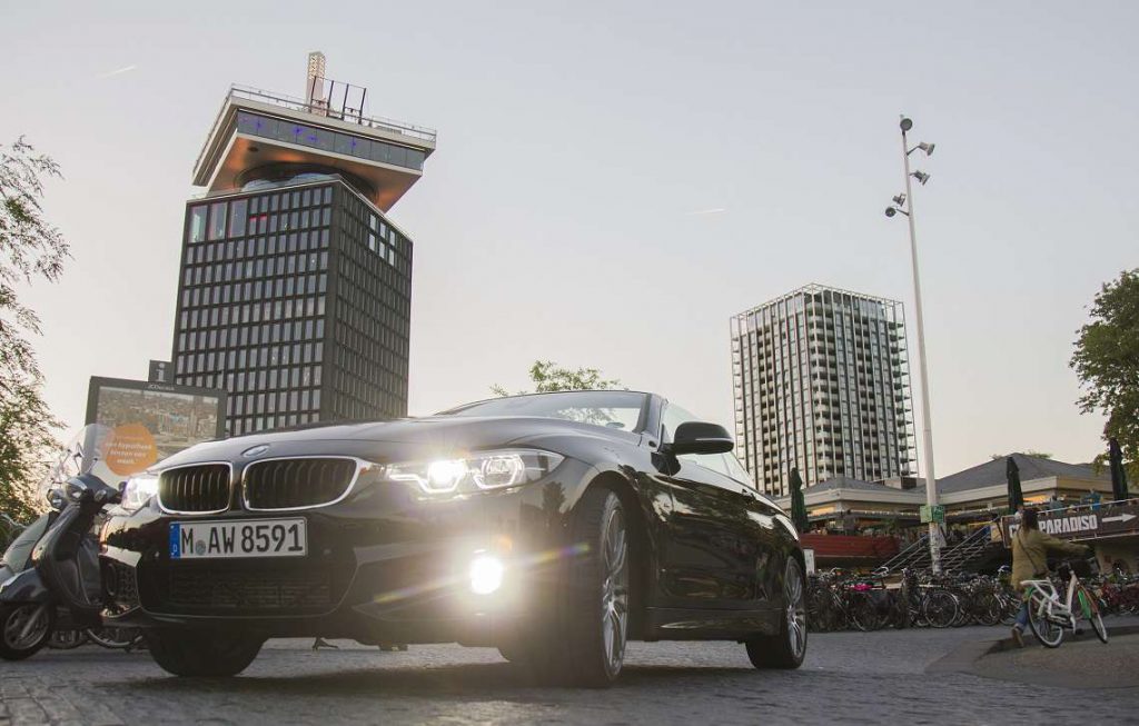 Driving in the Netherlands: Driving Tips & Road Regulations | SIXT