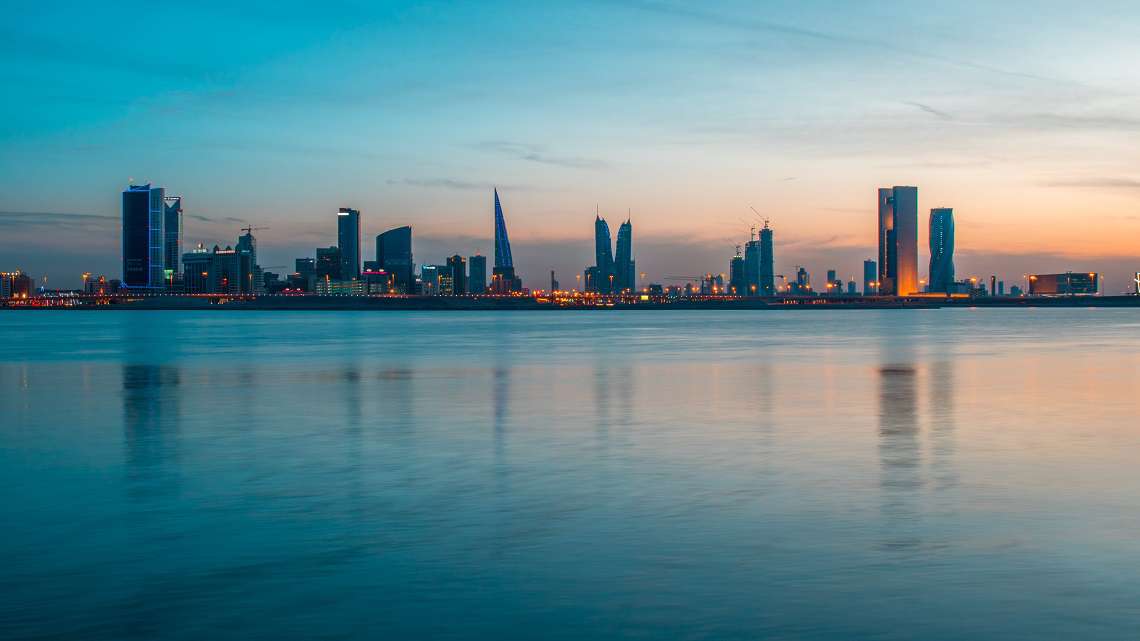 Driving in Bahrain | Road Rules & Driving Tips from SIXT