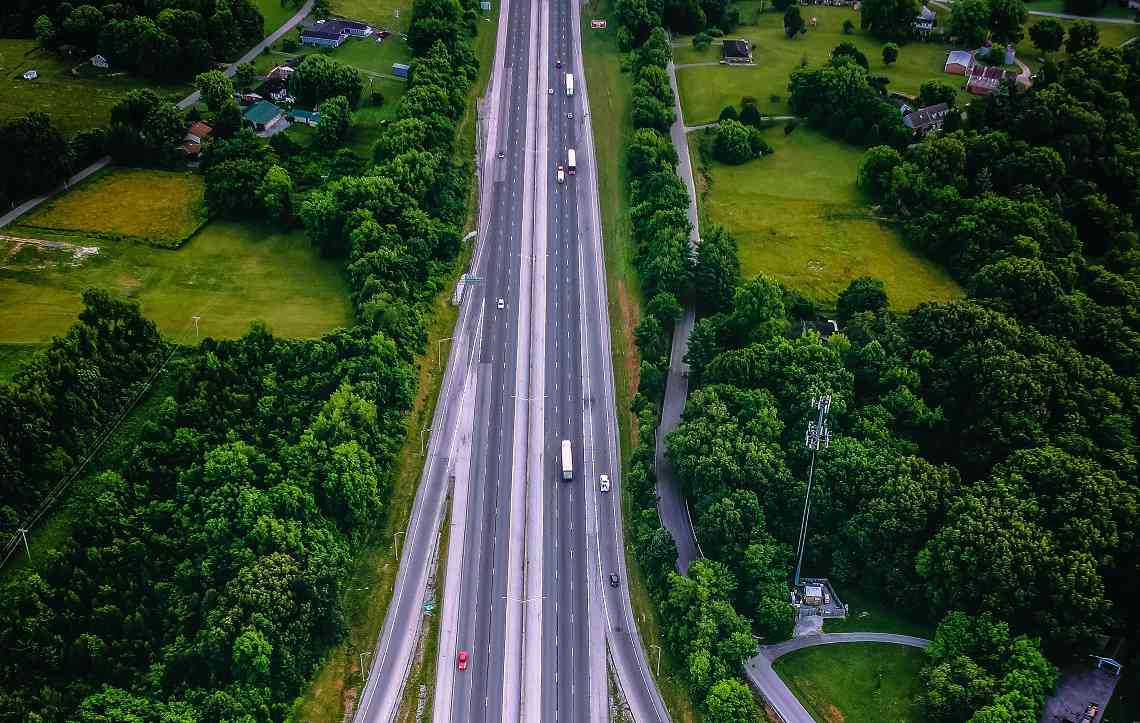 Driving in Kentucky | Road Rules & Driving Tips from SIXT