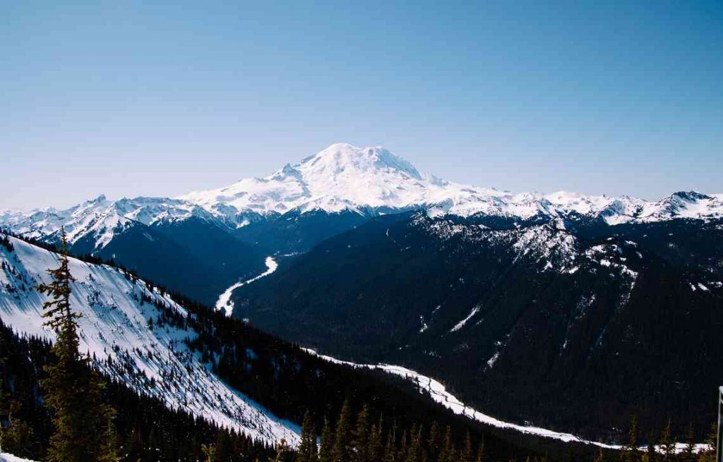 Top 5 Ski Resorts Near Seattle | SIXT rent a car Magazine