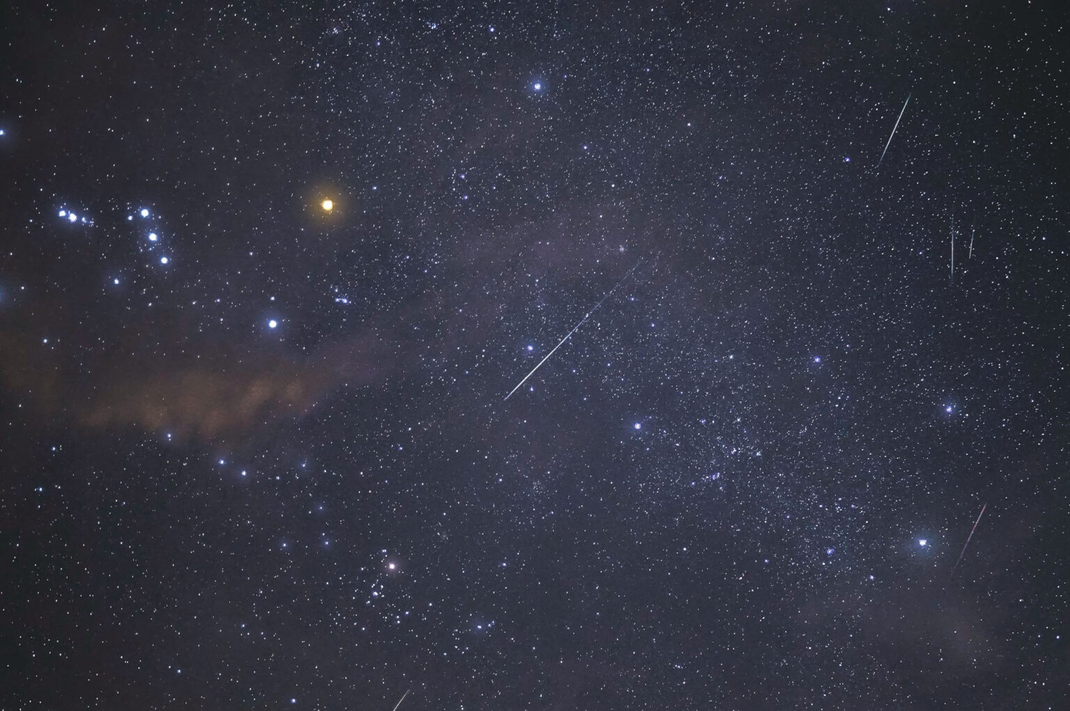 Road Trip to See the Best Meteor Showers in the U.S. | SIXT